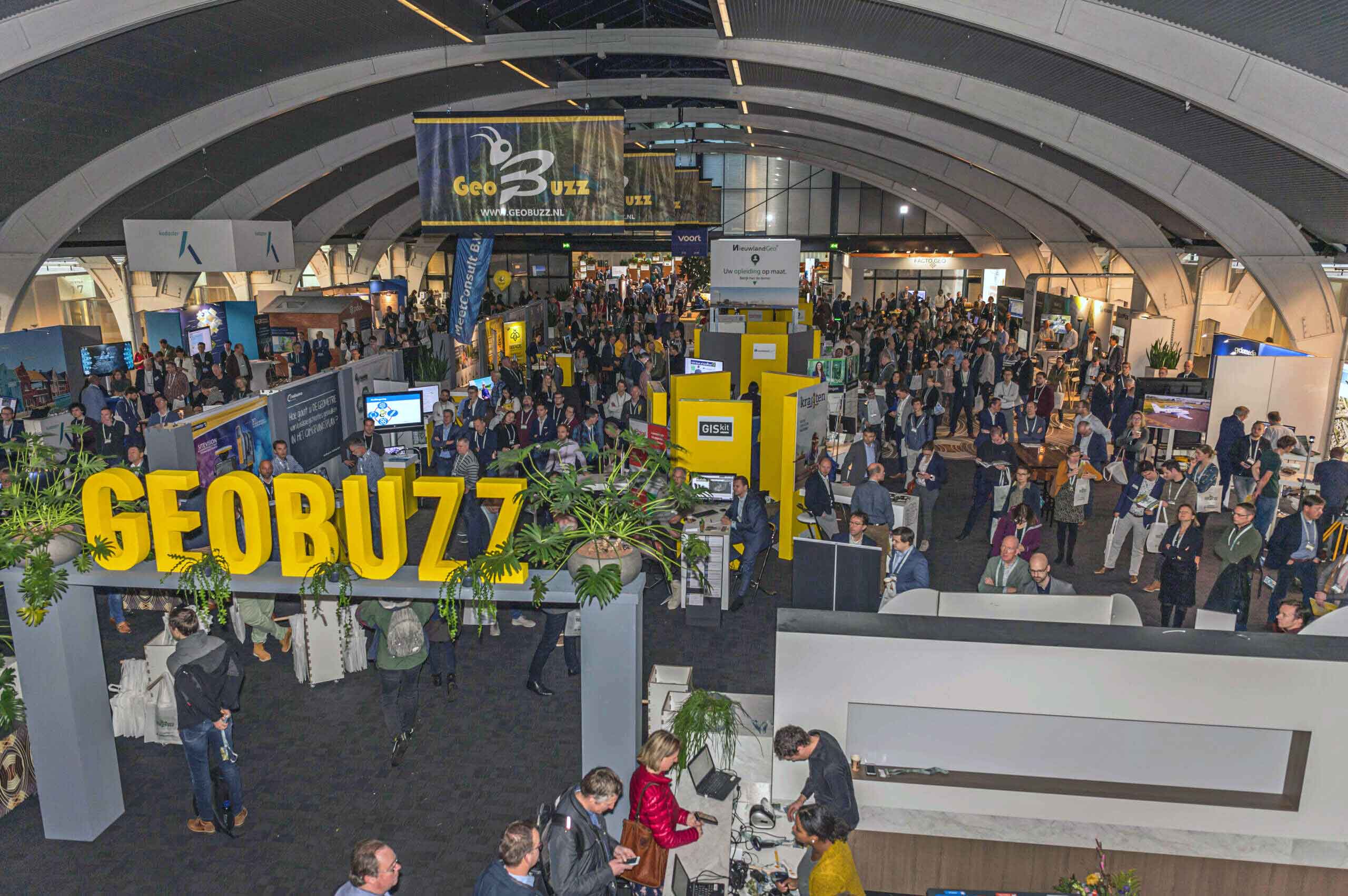 GeoBuzz-programma 2023: 65 presentaties - Geo-Informatie Nederland